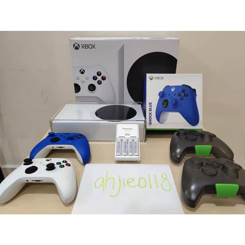 Used Xbox SS + Used Microsoft Xbox Series S X Wireless Controller ...