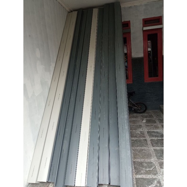SQUARE PVC WATER GUTTERS / 4 INCH | Shopee Malaysia