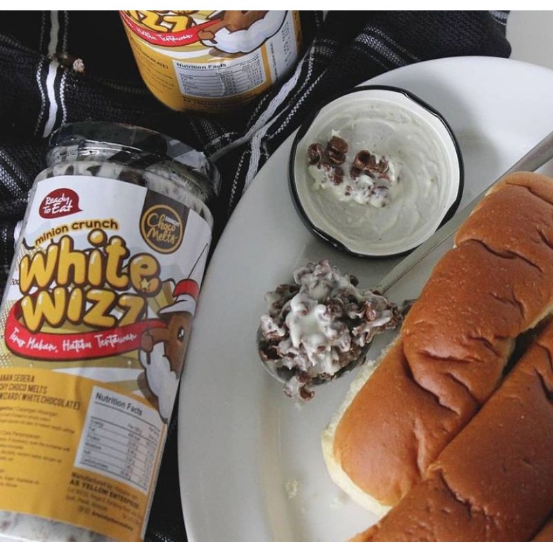 Crunchy Chocojar with White Chocolate Sauce (Big) | Shopee Malaysia