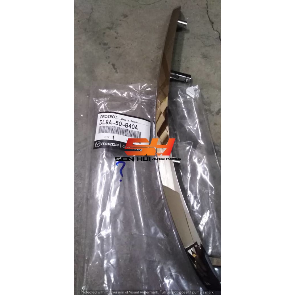 Mazda CX3 Skyactive SKIRT LINE LH lwr fb chrome DL9A50B40A Genuine Part ...