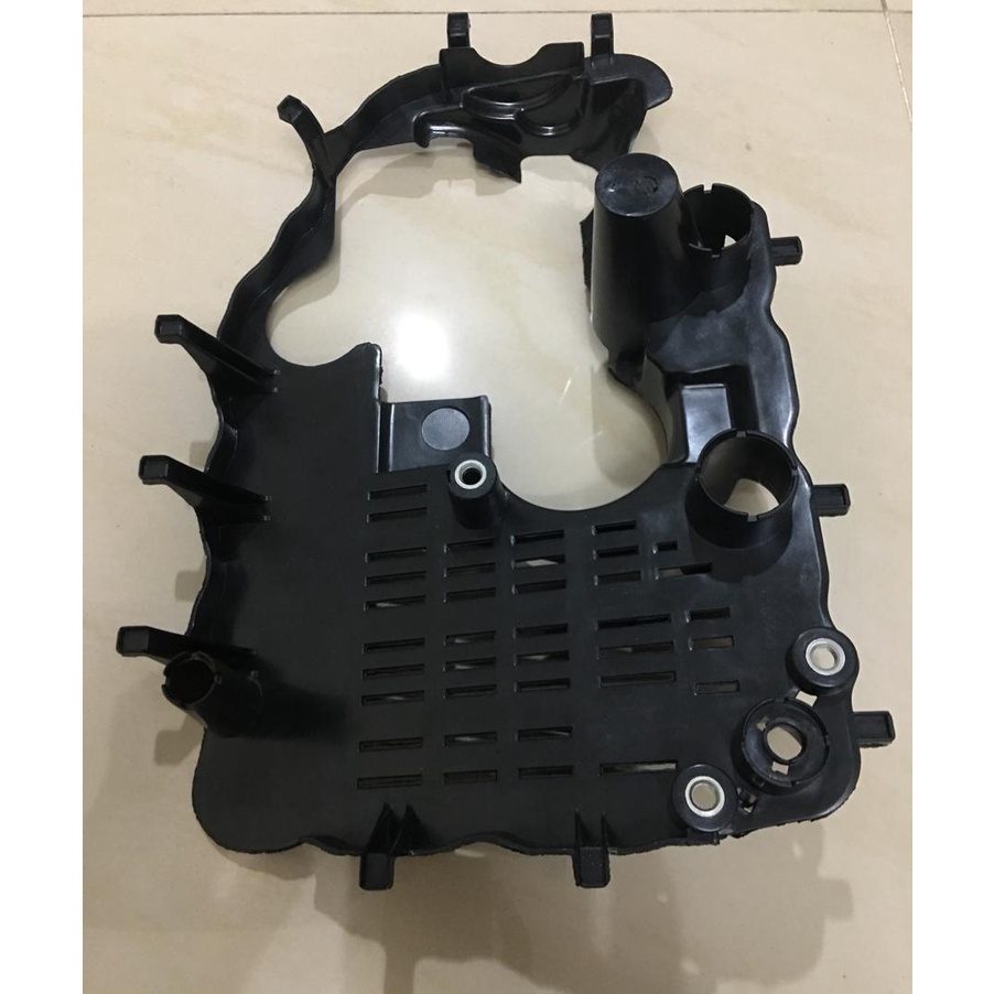 06J103138M ENGINE OIL SUMP BAFFLE EA888 VW GOLF MK6 PASSAT B7 TIGUAN 2. ...