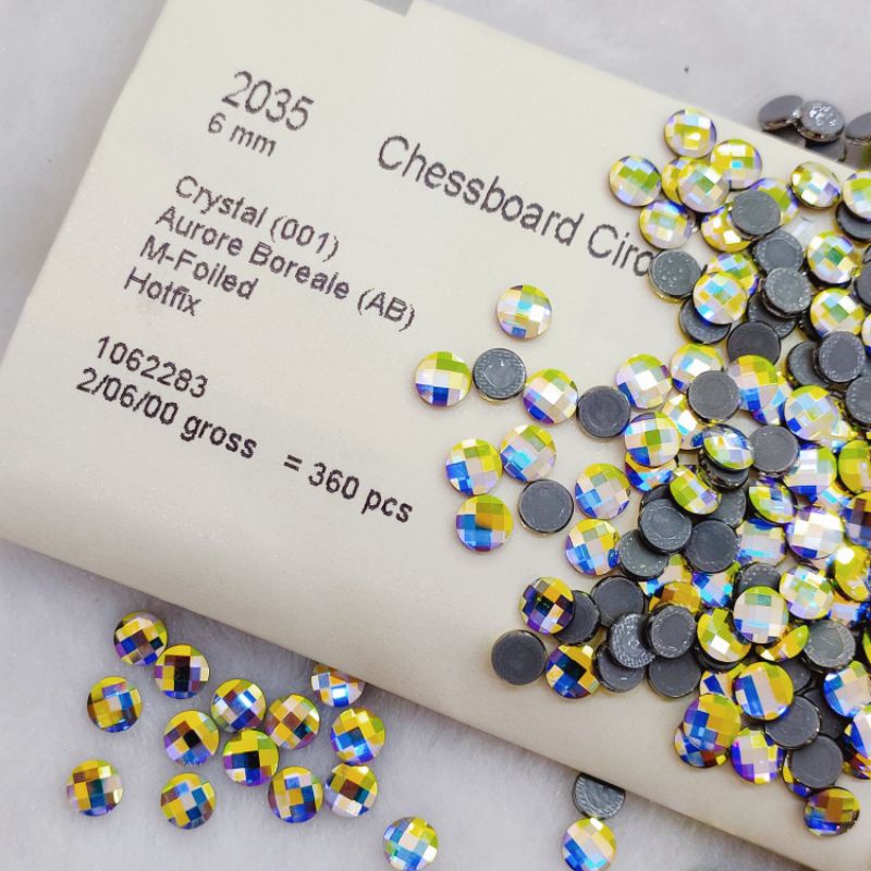 SW 2035 6MM chessboard circle*crystal from Austria SW(price for 24pcs) | Shopee Malaysia