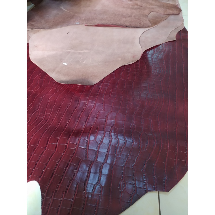 MERAH Genuine Cowhide Crocodile Motif Belly (Tahu) / Croco Belly (Tahu ...