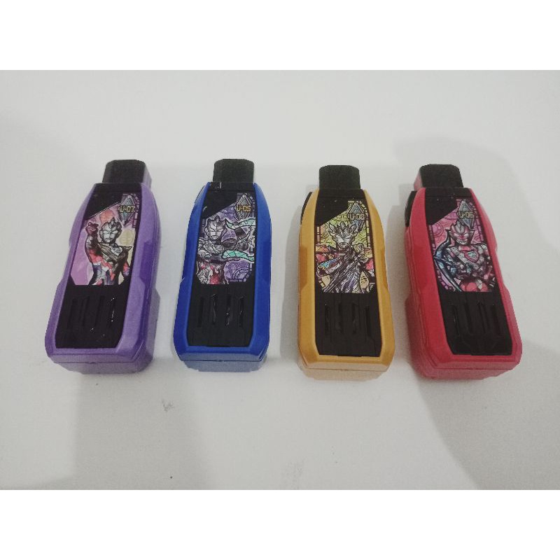 ultraman trigger dx guts hyper key ultraman z key set limited edition ...