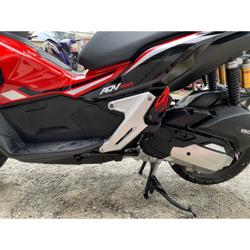 Rear Footrest Honda Adv 150 Rear Foot Step Honda Adv 150 Nui Bikes ...