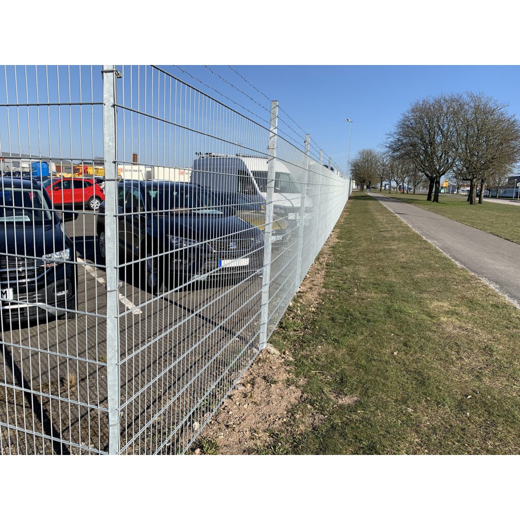 Hot Dip Gi Fencing 2" x 6" x 5mm wire x 6ft x 2.4m | Shopee Malaysia