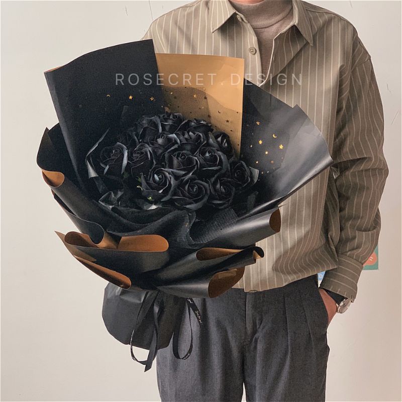 15stalks Black Rose Bouquet Gold Black Theme Cool Exclusive Design ...