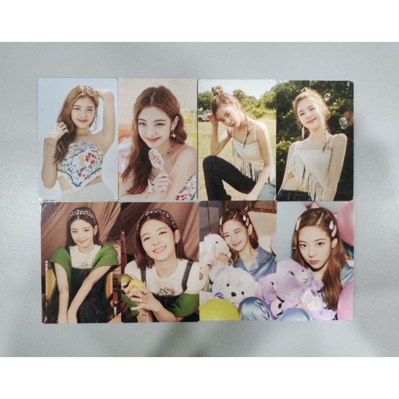 ITZY BEST FRIENDS FOREVER (2022 SEASON'S GREETINGS) LIA TRADING CARDS FULLSET | Shopee Malaysia
