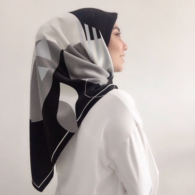 🔥🔥 CLEARANCE SALE 🔥🔥 Tudung Printed AZZURA Square 45" 10 Warna | Design Code HPG READY STOCK ...