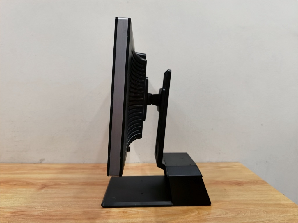 Monitor HP ZR22w LCD - HD (1080p) - 21.5"inch Resolution 1920 x 1080 ...