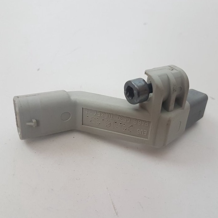 04C906433 CRANK SHAFT SENSOR LOWER FOR AUDI A1 S1 A3 A4 A5 Q2 Q3 VW ...
