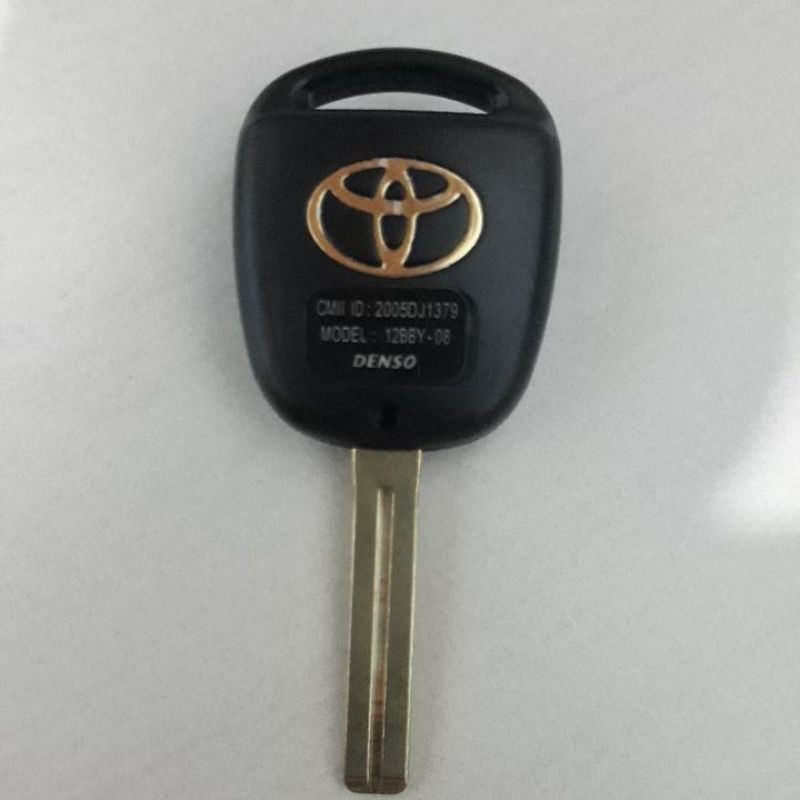 Toyota Harrier key shell 2button/3button casing replacement | Shopee ...