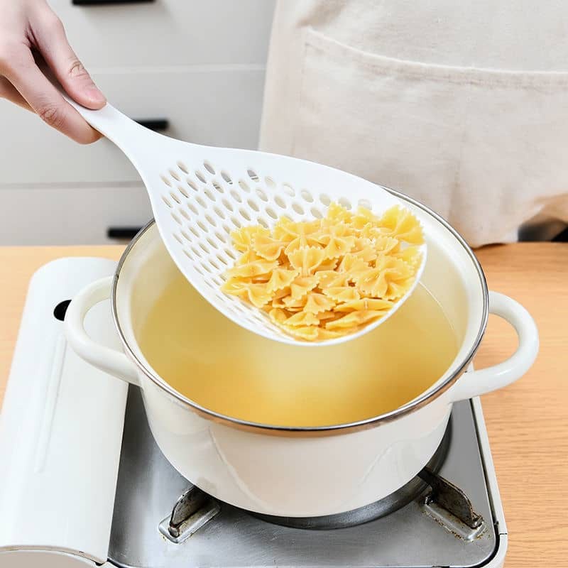 Japanese Style Large Plastic Colander Strainer Noodles Scoop Skimmer ...