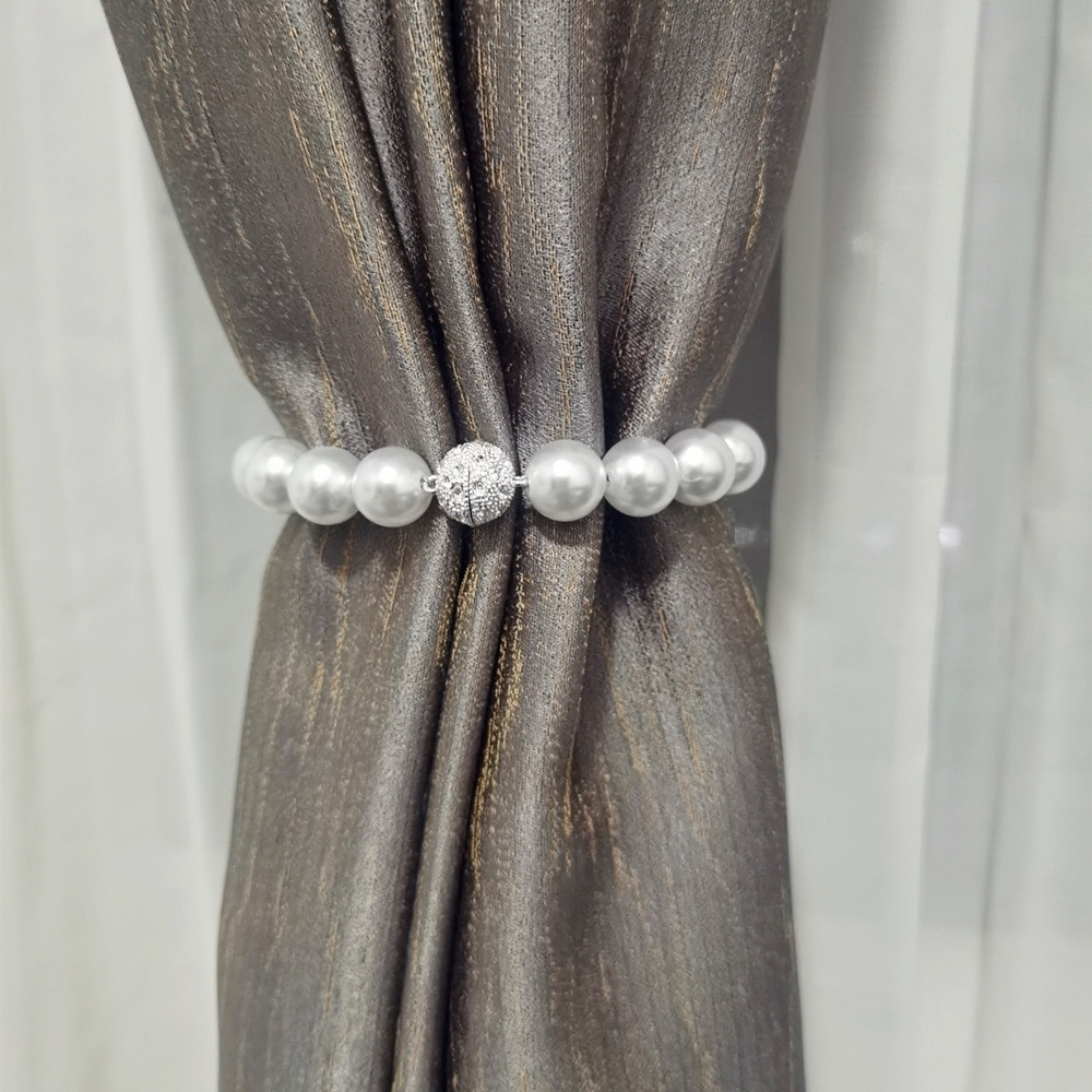 Luxurious Fashion Rhinestone Magnetic Ball Pearl Curtain Buckle Clips