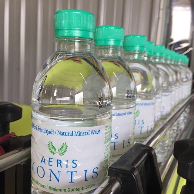 Aeris Montis Natural Mineral Water 500ml (HALAL) x 24 bottle | Shopee ...