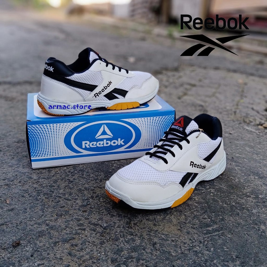 Kasut Badminton // Sneakers Shoes VR3 // BADMINTON Shoes // Sports ...