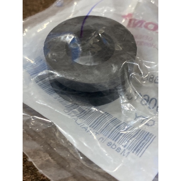 (1 Pcs)Honda Wave 125 / S / X Rubber Main Step Mount Stand Original ...