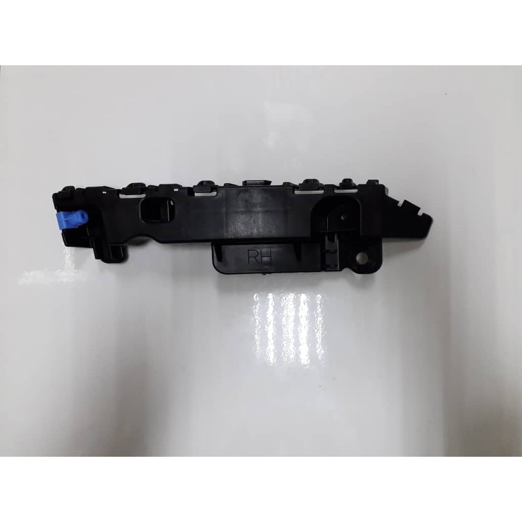 GUIDE,FRONT BUMPER FASCIA(RH) | Shopee Malaysia