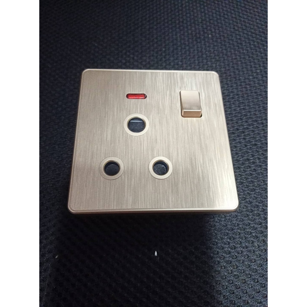 3pin round switch socket 15A plug socket round for water heater plug ...