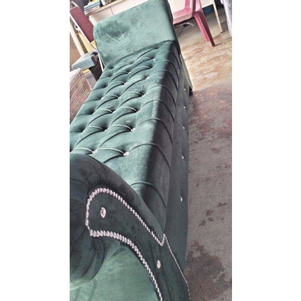 BENCH CHESTERFIELD STOOL (premium velvet) | Shopee Malaysia