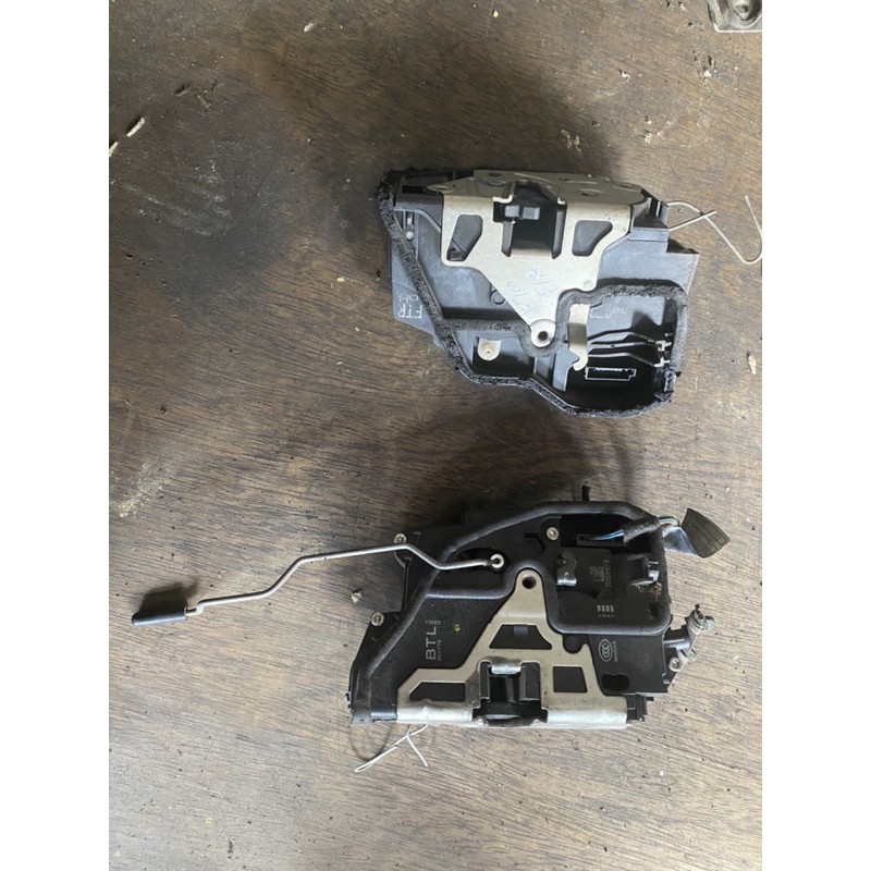 BMW E90 door center Lock （3 series）Original Parts | Shopee Malaysia