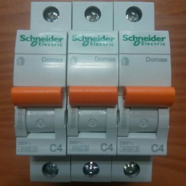 Mcb schneider Domae 1 phase 4 Amperes And 2A | Shopee Malaysia