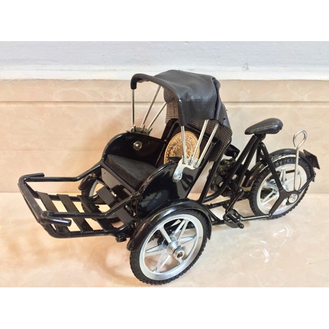 Iron cyclo model (black, small size) | Shopee Malaysia