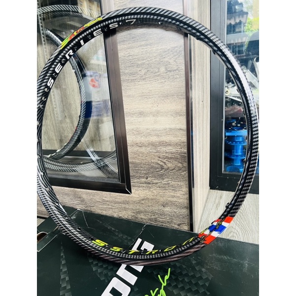 Alloy Rim S Strong Carbon Black (1 pcs only) | Shopee Malaysia