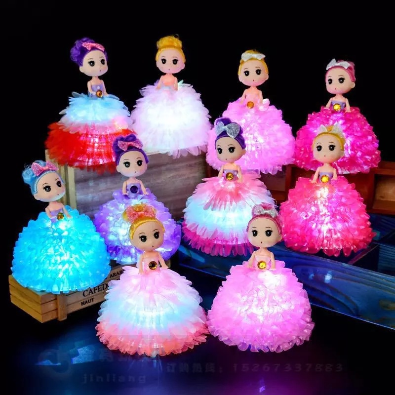 Little Princess Girl Doll Light Toys 小公主女孩灯玩具 | Shopee Malaysia
