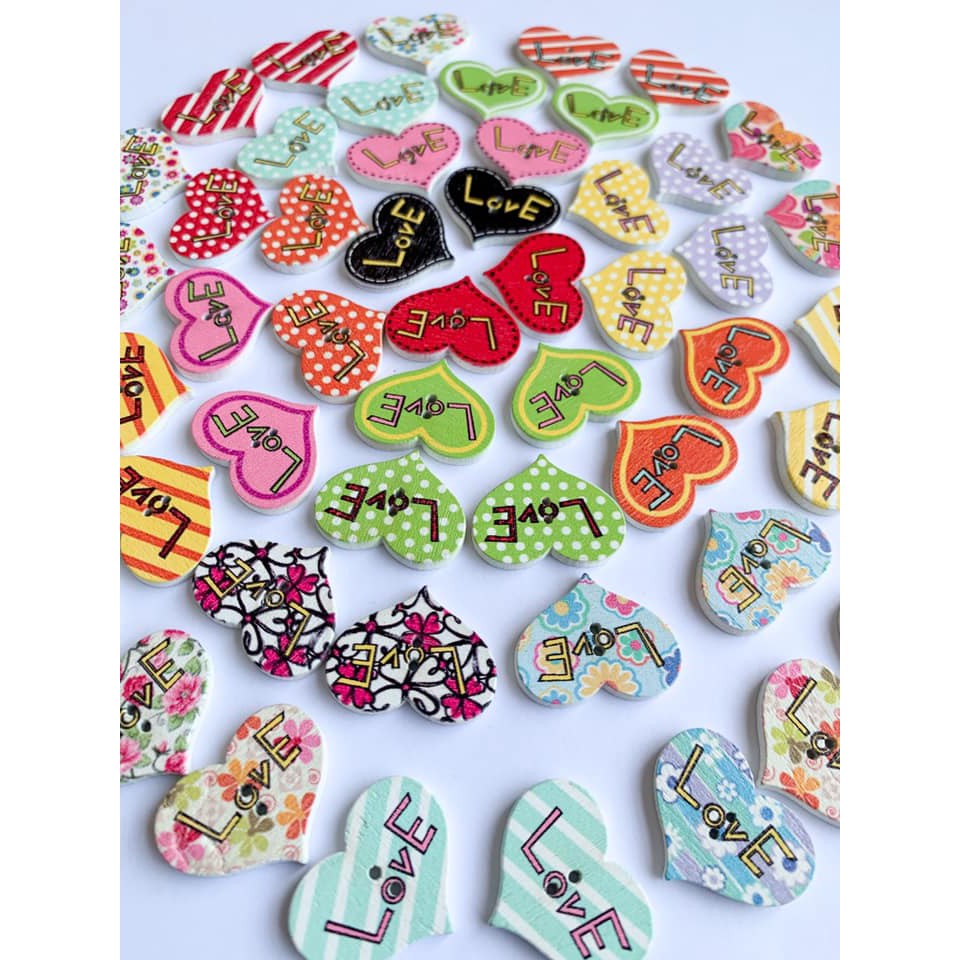 10pcs Wooden Button Love 💖 (Pairing / Berpasangan) | Shopee Malaysia