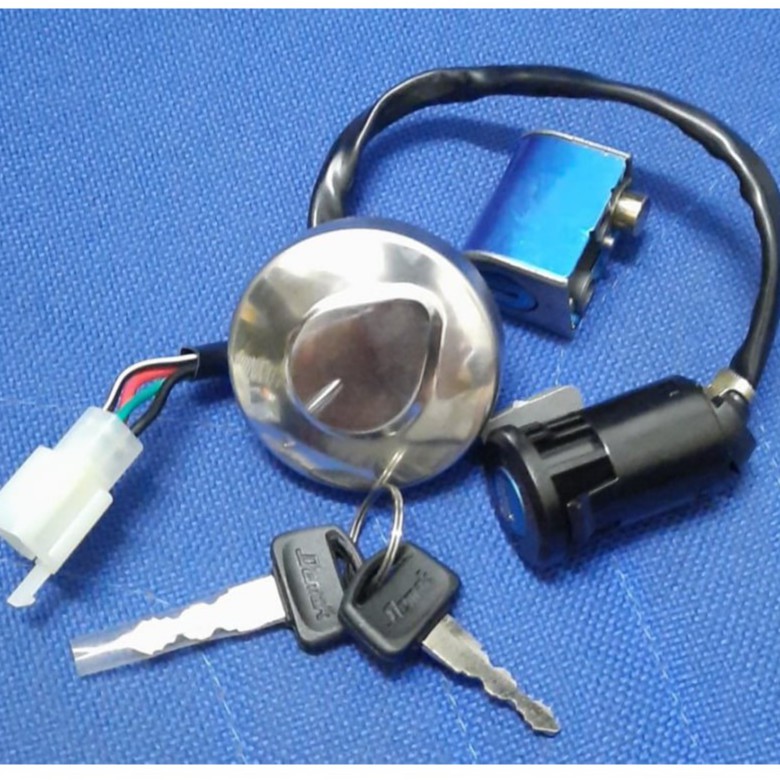 Demak DJ90 / DX90 - Lock Set / Ignition Switch / Key Set (OE Genuine ...