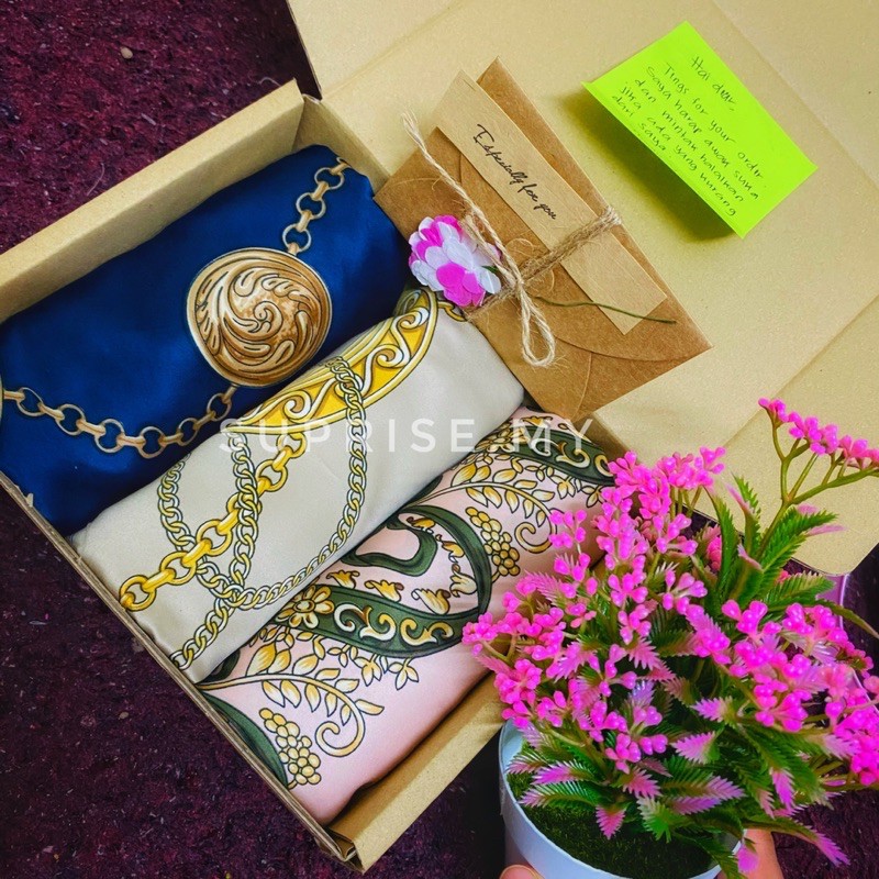 suprise box ( tudung ) | Shopee Malaysia