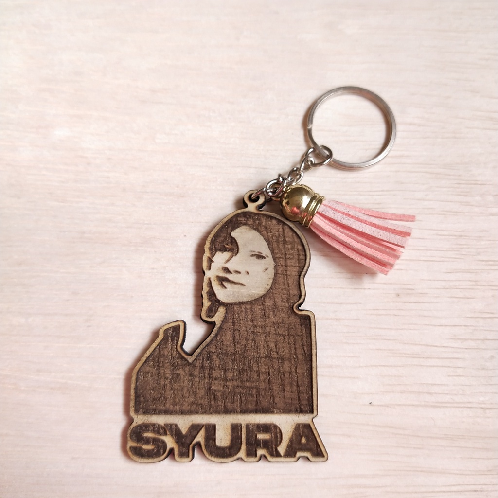 Custom Made Keychain Gambar, Nama, Logo Wood Engraved Keychain (1SIDE ...