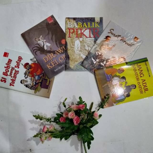 Sundanese Novel Abu Nawas Saumrara - Si Bohim - Sasakala Talaga Warna ...