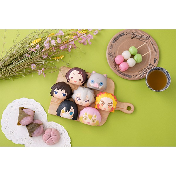 FLUFFY SQUEEZE BREAD Demon Slayer - Wave 2 (One boxset consists of 8pcs ...