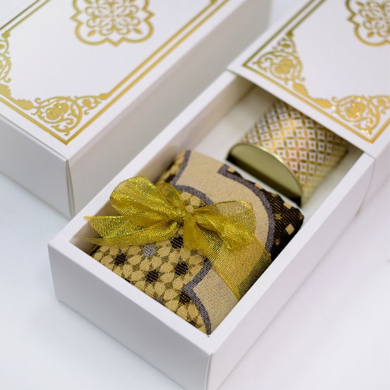 DOORGIFT SEJADAH MINI/ HANTARAN KAHWIN/ PRAYING MAT / DOORGIFT VIP ...