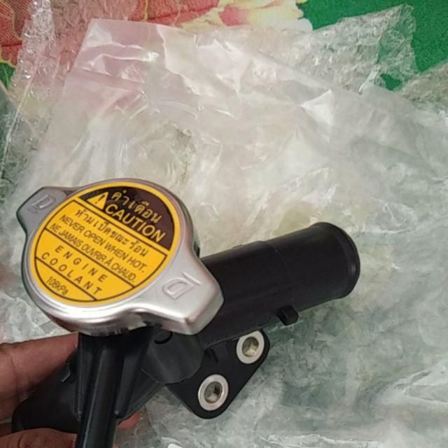 VIOS / YARIS Thermostat housing filler radiator cap cover NCP93 ...