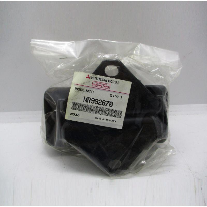 Original Mitsubishi Engine Mounting Front MR992670 1093A148 Triton ...