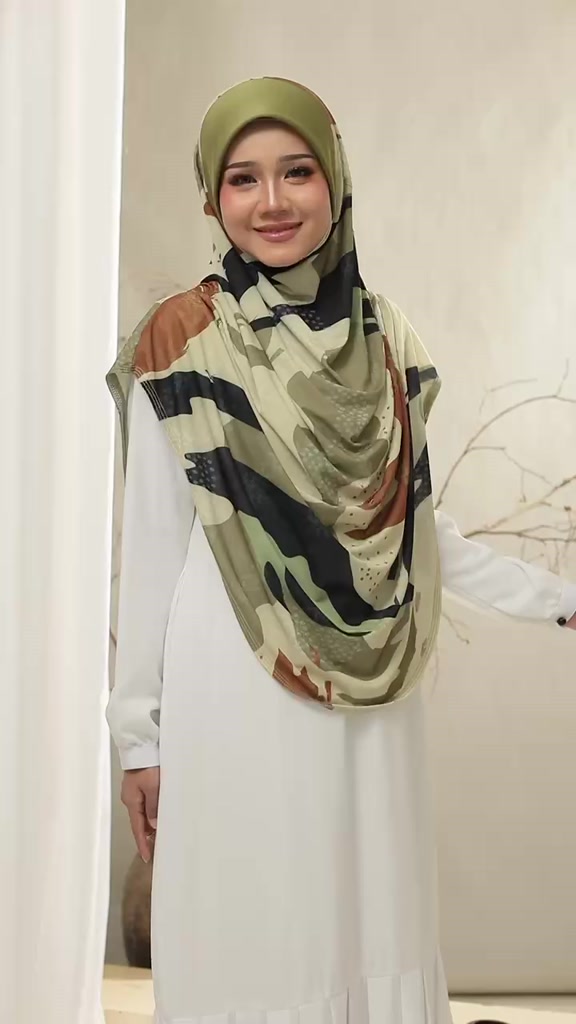 Tudung Sarung Pleated bercorak printed bidang 60 kedut bahu | Shopee ...