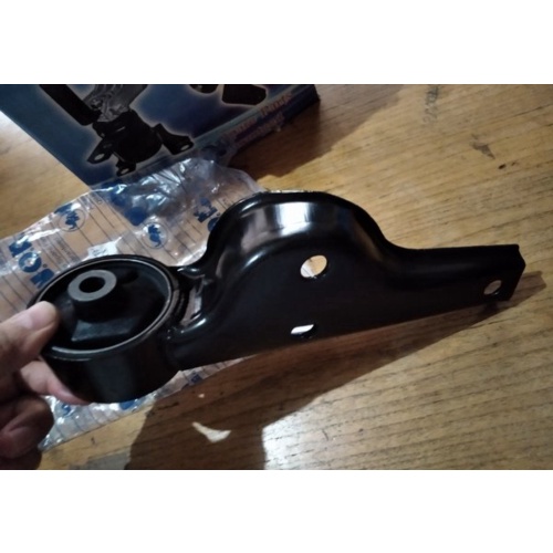 MESIN Unique engine mounting middle rear engine mount Starlet EP 70 ...