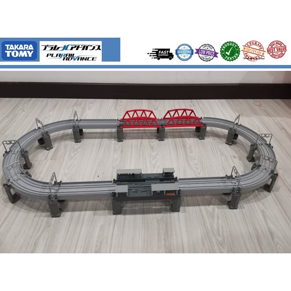 Preloved Mainan Keretapi Takara Tomy Plarail Advance Layout 1