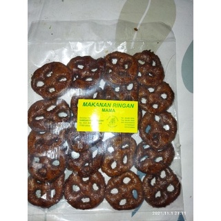 KUIH DENDERAM / KUIH DERAM-DERAM / PENERAM / KUIH TELINGA KEL*NG / KUIH ...