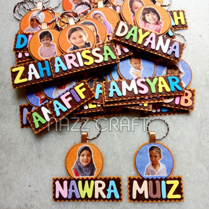 keychain felt nama bulat/hadiah murid/keychain nama/keychain bajet ...
