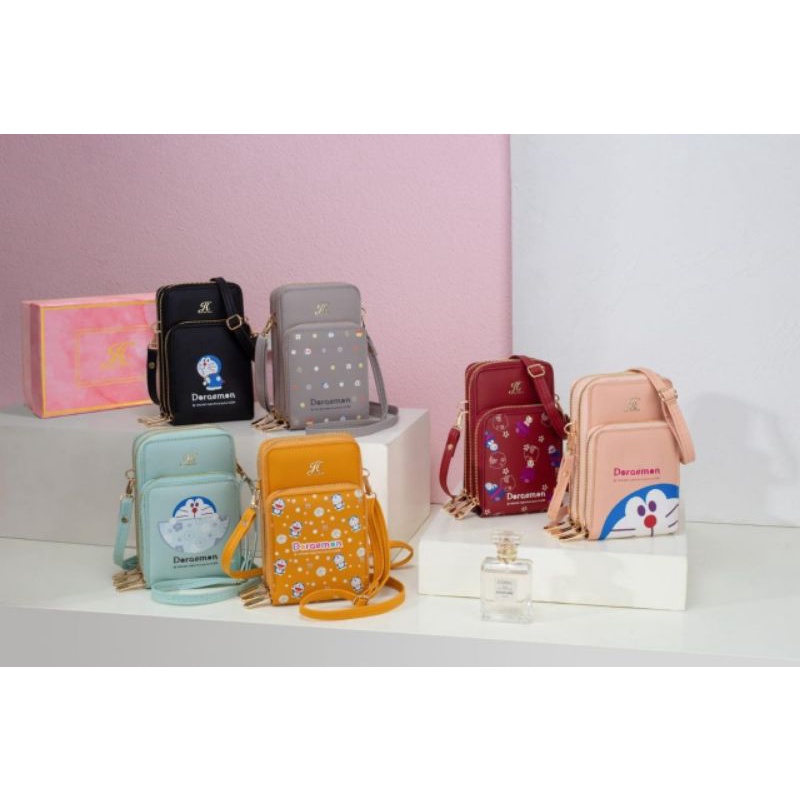Doraemon MINI BAG JIMSHONEY FREE BOX | Shopee Malaysia