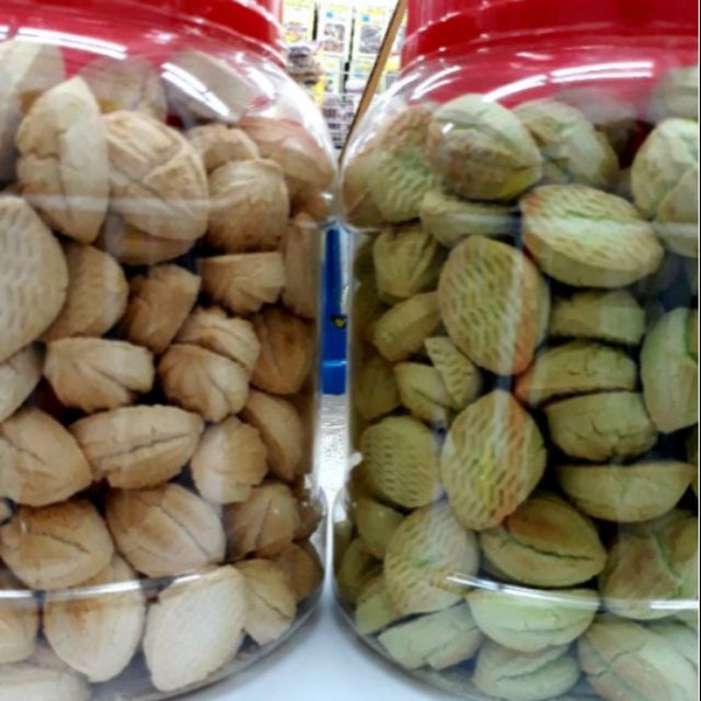 [ Ready Stock] Kuih Bangkit Boro Cookies Original / Pandan Biskut Raya ...