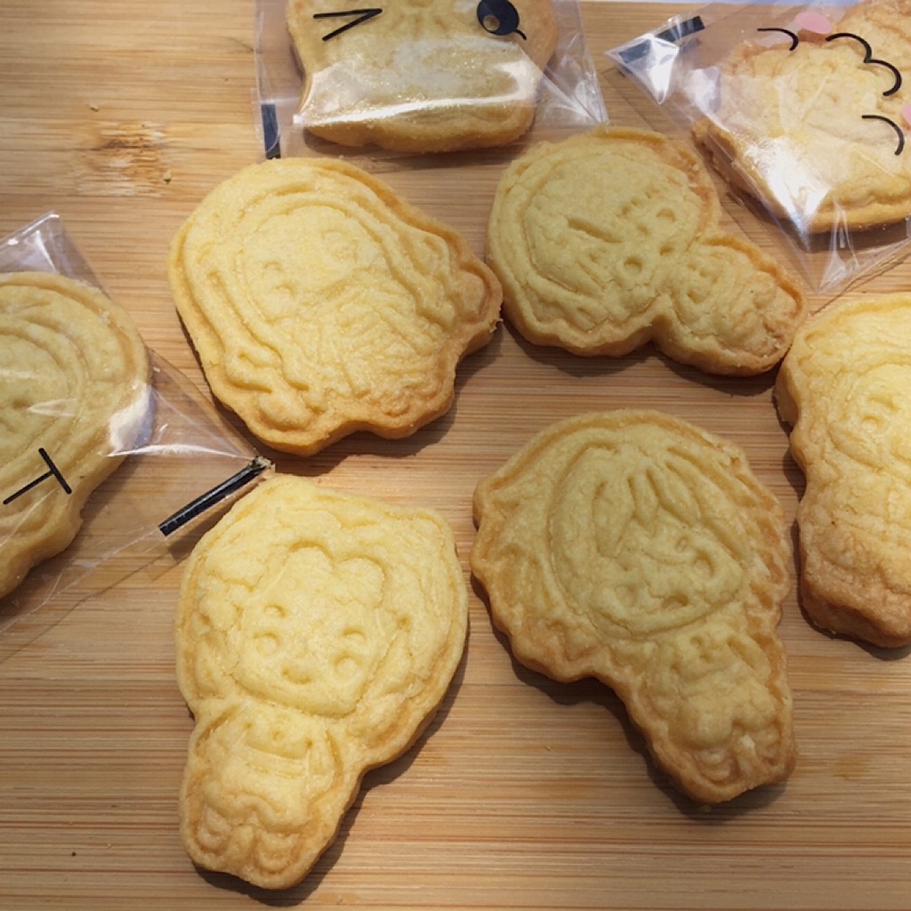 Demon Slayer Kimetsu No Yaiba Anime Cookies Box Butter Cookies Giftbox ...