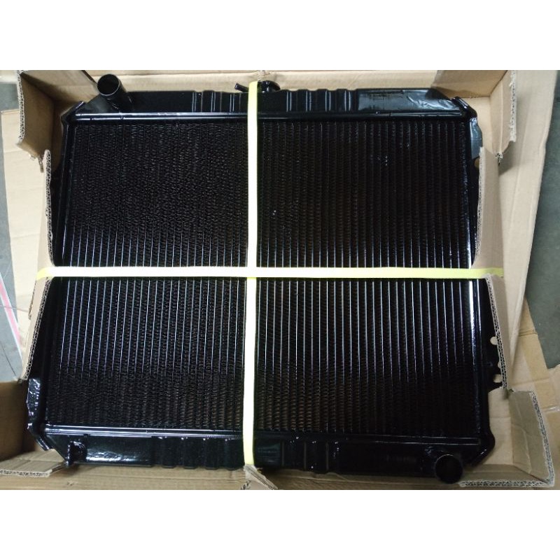 ISUZU INVADER /TFR DIESEL HIGH QUALITY MANUAL RADIATOR | Shopee Malaysia