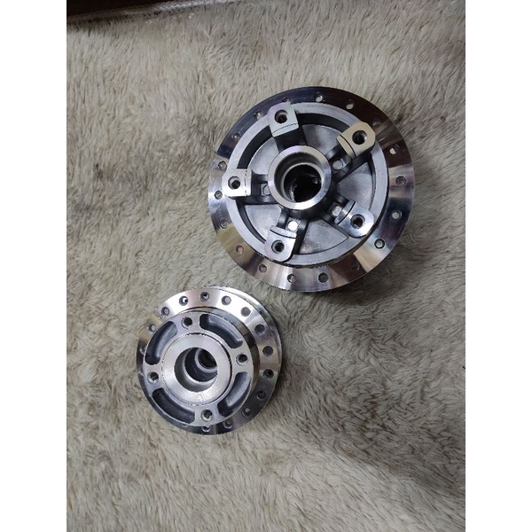 yamaha Y15 Y15ZR Y16 CHROME HUB SET high polish 4 HOLE 5 HOLE 4 LUBANG ...