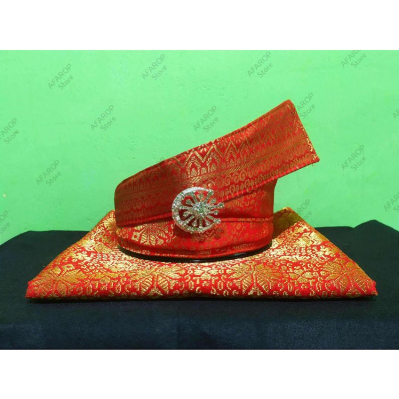 Premium Malay TANJAK SET Complete With SAMPIN SONGKET Fabric | Revenge ...