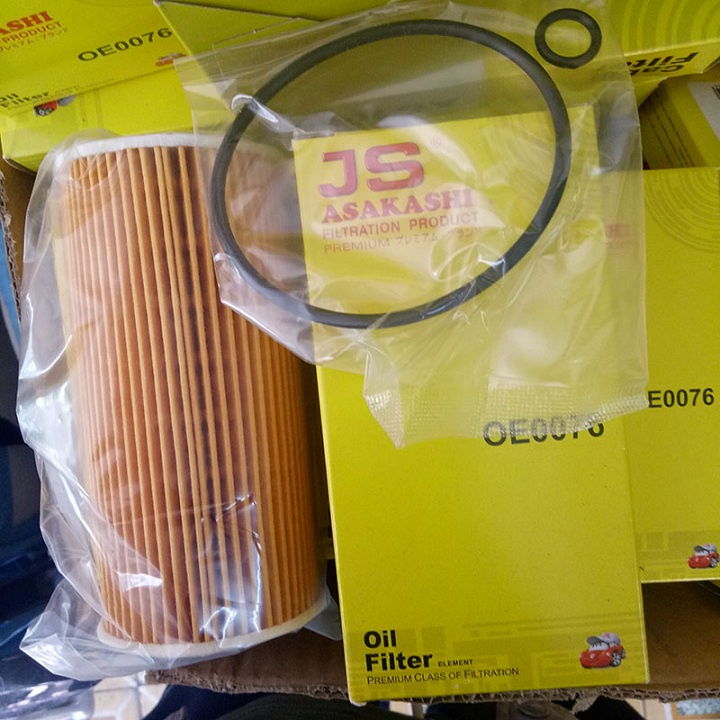 OE0076 JS Asakashi oil filter for Kia Sportage 2.0 diesel engine 2010 ...